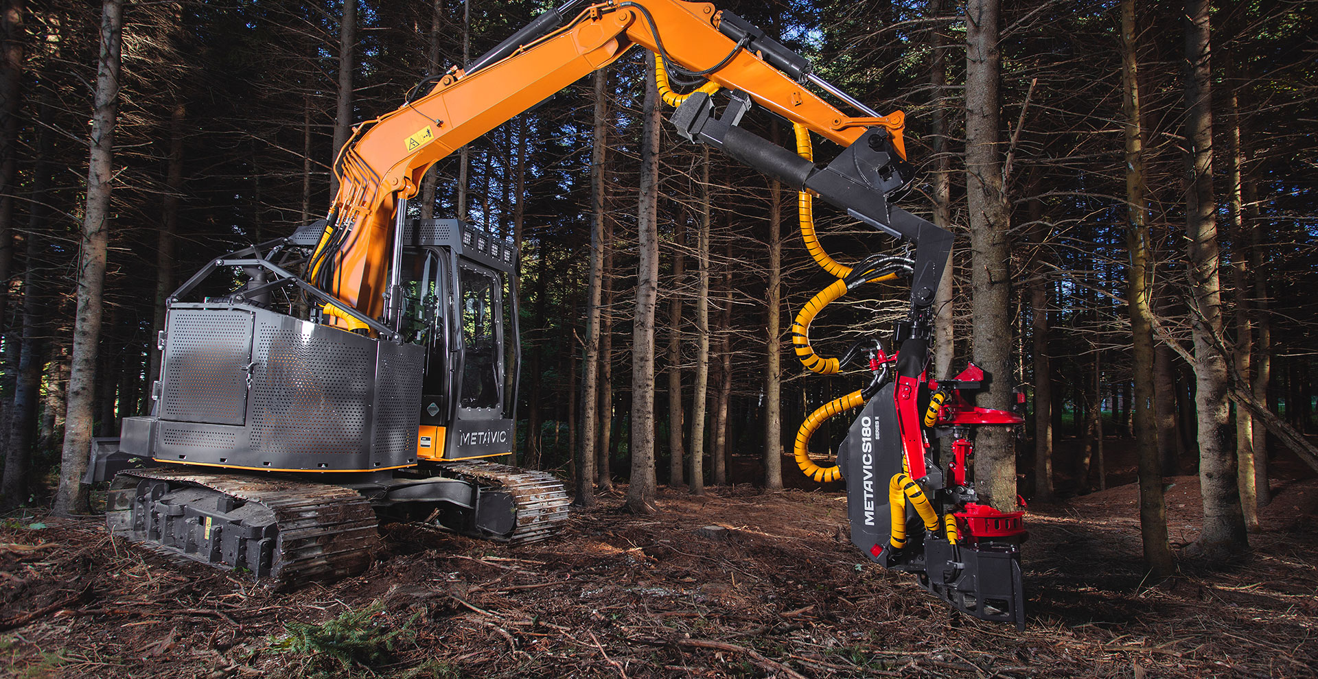 Metavic – Équipement forestier : Chargeuses à bois et têtes ...